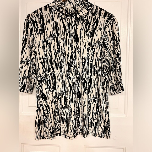 Covington | Tops | Covington Abstract Womens Turtleneck Blouse Xl ...